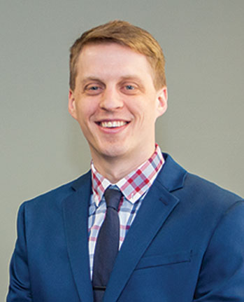 3 students join Government Relations team for session