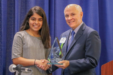 IU student receives Patient Health Advocate Award
